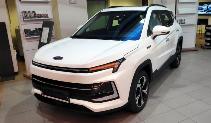 The head of Rostec tested the electric "Moskvich 3e"