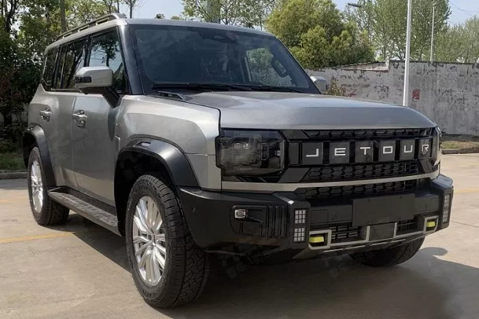 There were live photos of the serial crossover Jetour Traveler