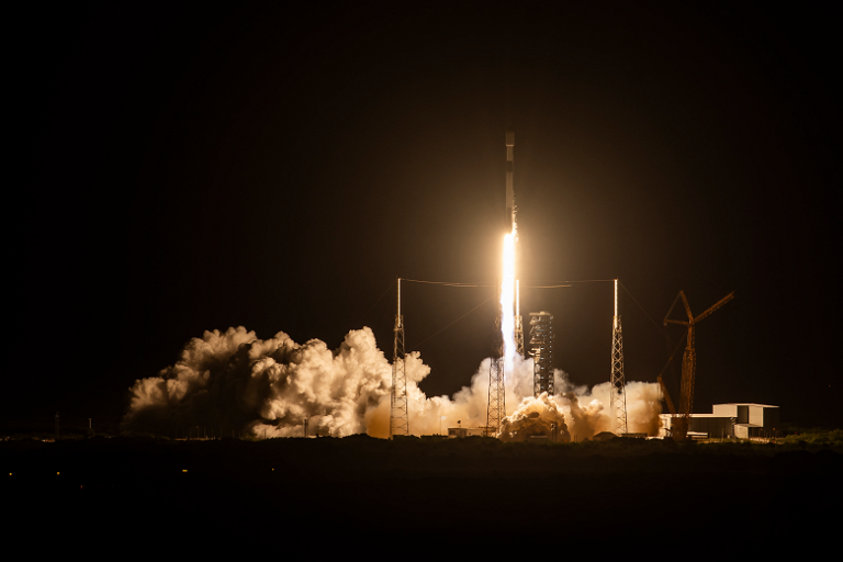 Record launch: the 18th launch of the SpaceX Falcon 9 rocket was successful