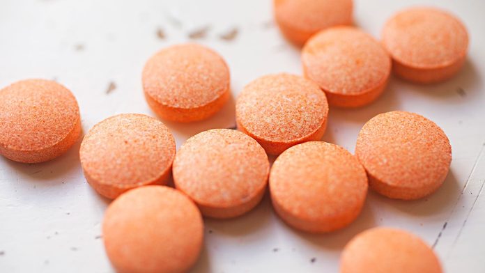 Maximizing Wellness, The Surprising Benefits of Vitamin C Pills