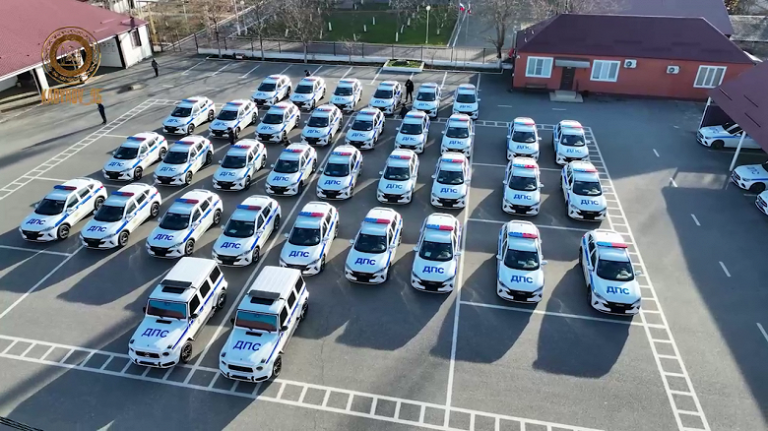 the Chechen police received a pair of Mercedes-AMG G 63 - Phonemantra